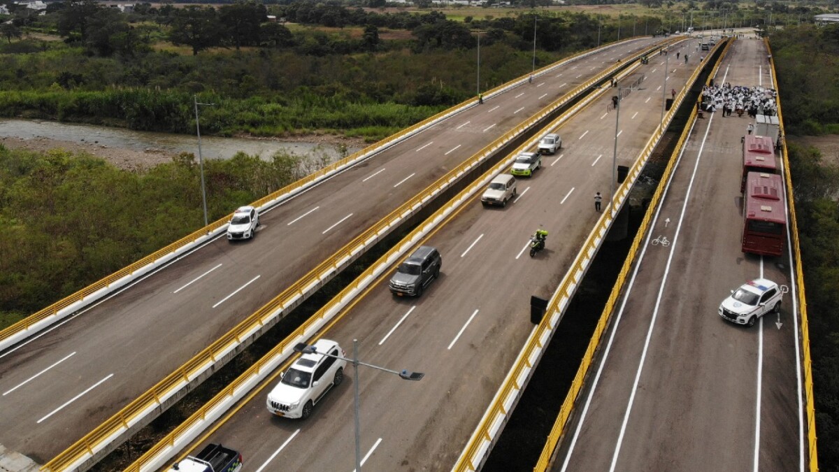 Habilitadas nuevas rutas de transporte público binacional ...